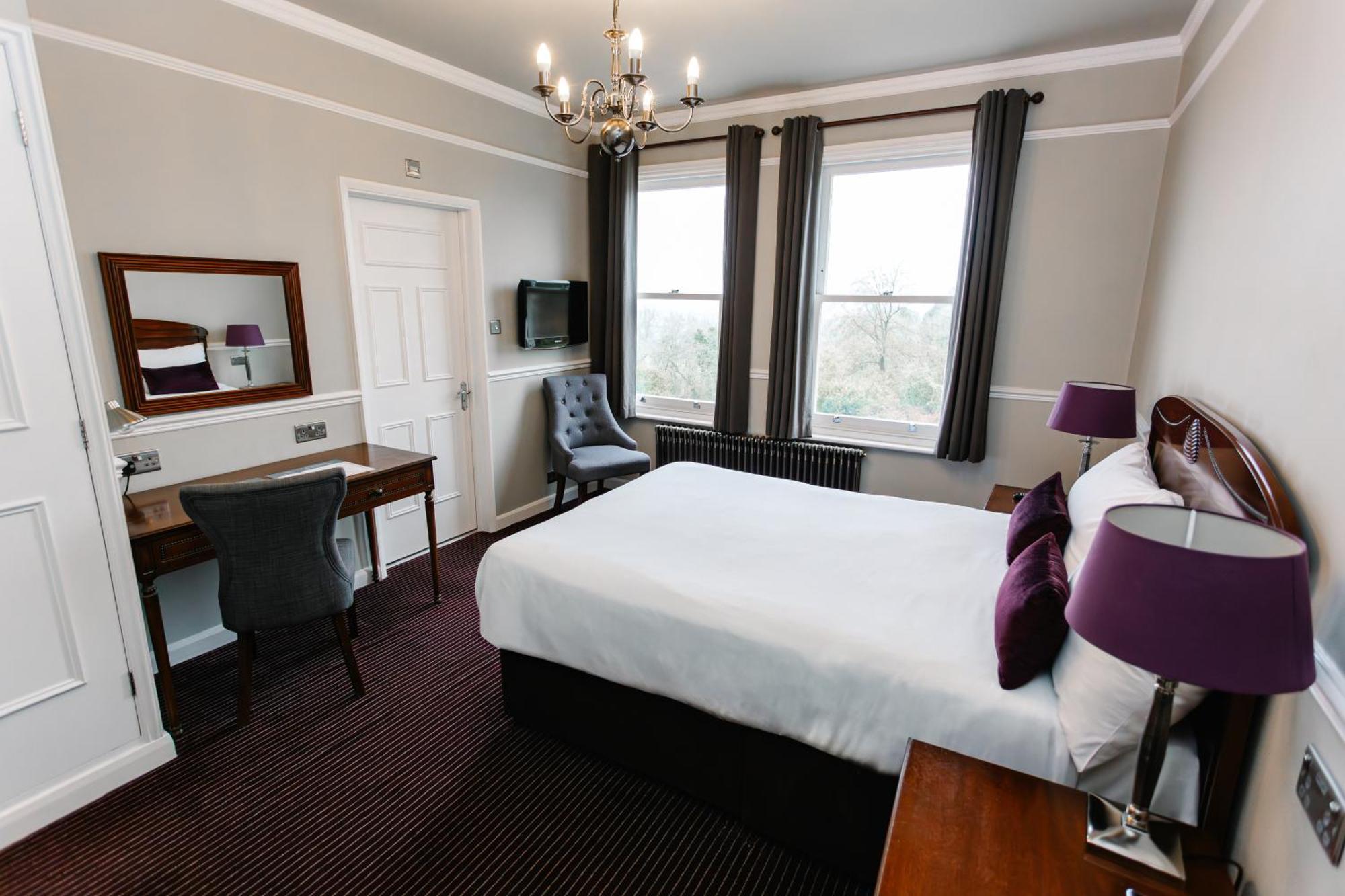 HOTEL HATTON COURT | ⋆⋆⋆⋆ | GLOUCESTER, UNITED KINGDOM | SEASON DEALS ...